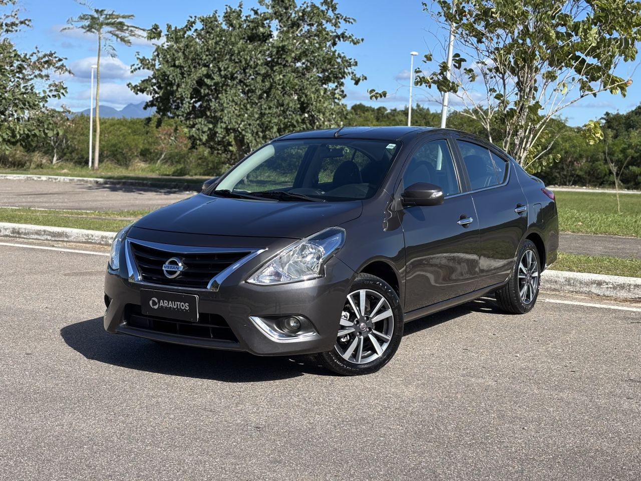 VERSA SL 1.6 16V FlexStart 4p Aut. – Arautos Veiculos